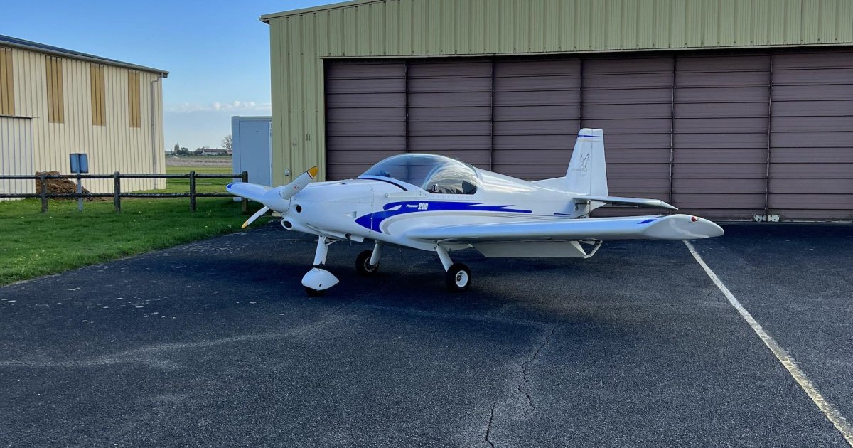 Découvrez l'avion ultraléger ou ULM multiaxes à quelques kilomètres de ...