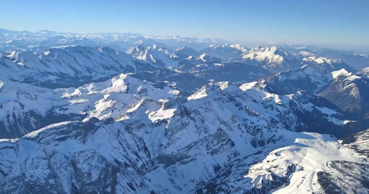 Partir à la découverte des massifs des Bauges et des Aravis des célèbres stations de Megève ou ...